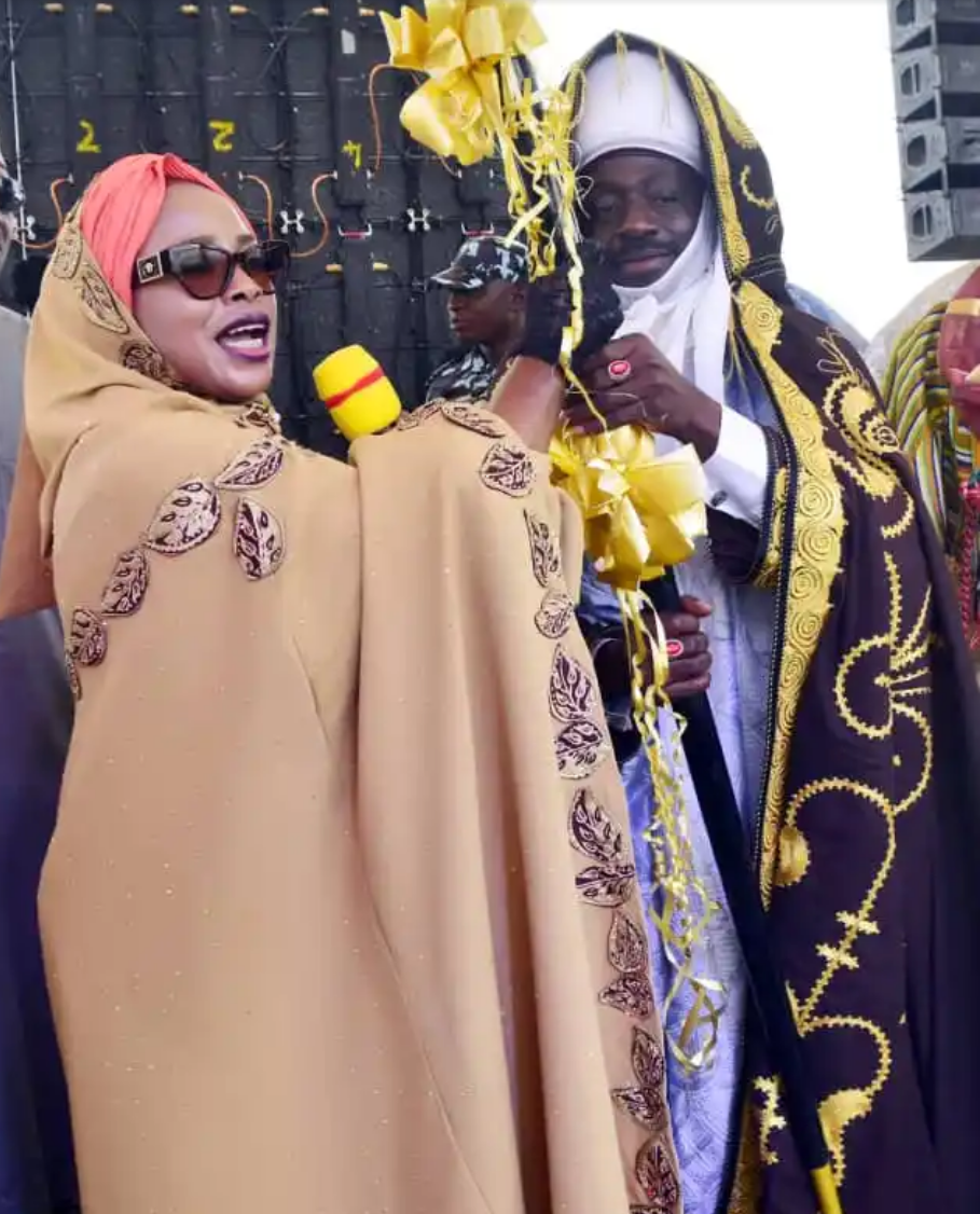 FCT minister presents Staff of Office to Bwari traditional ruler ...